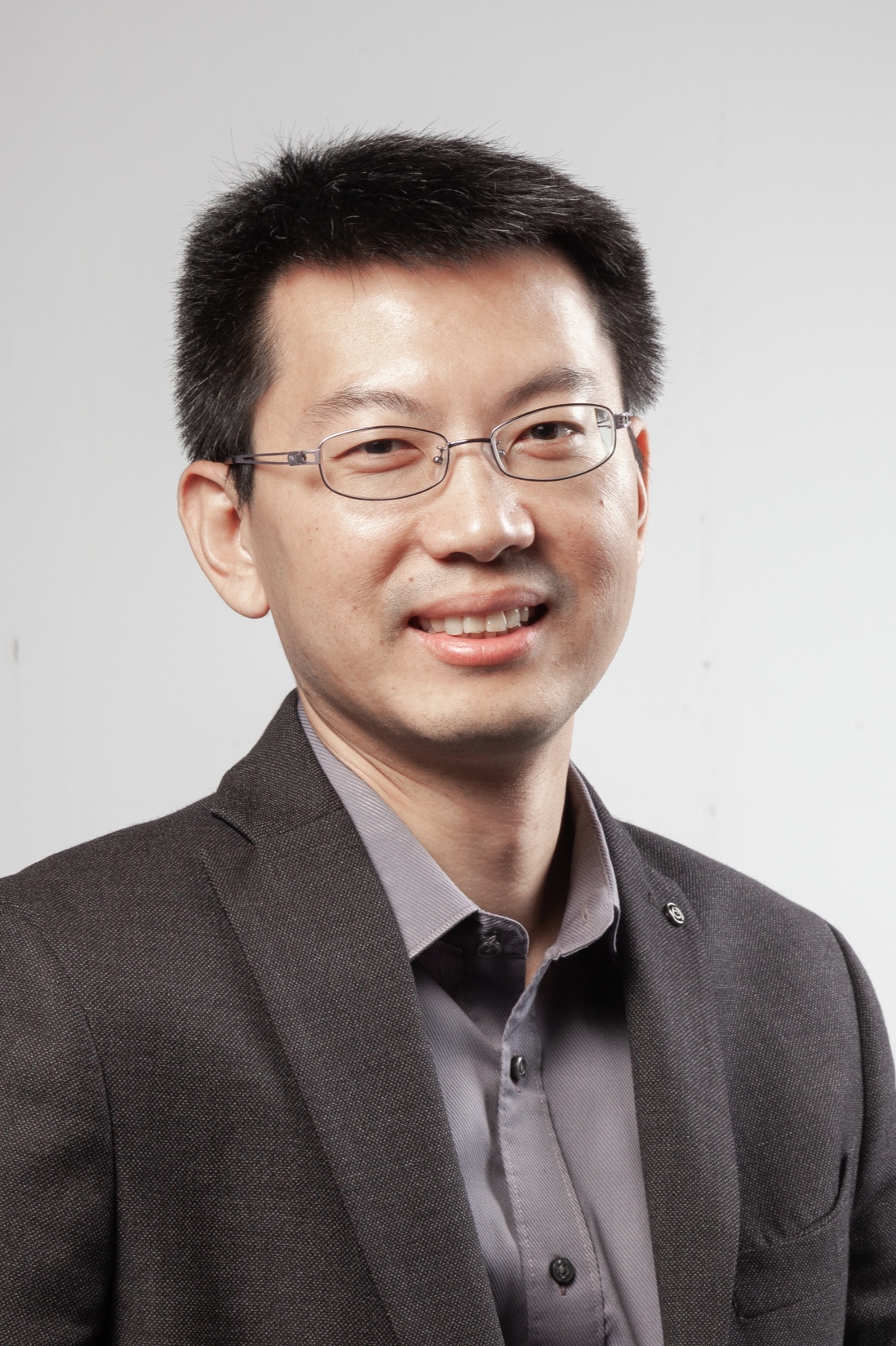 Offline & online mode of learning has revamped the education ecosystem